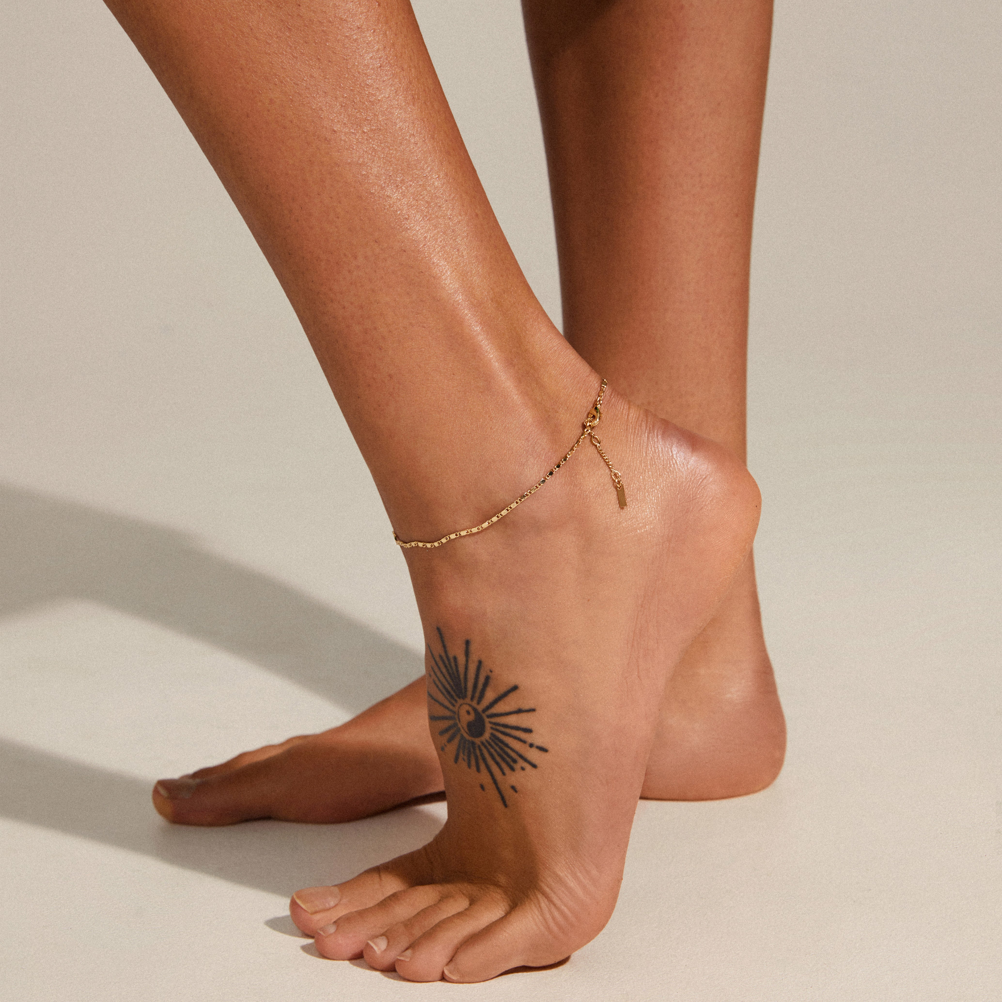 PARISA flat link ankle chain gold plated